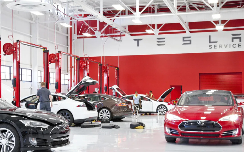 Tesla Leases 115K SF Seattle-Area Industrial Space - Connect CRE